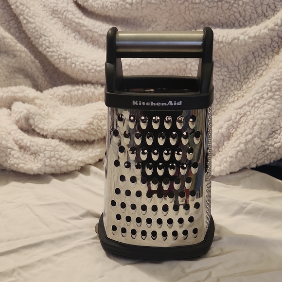 KitchenAid | Kitchen | Kitchenaid Silver And Black Box Grater Nwot ...